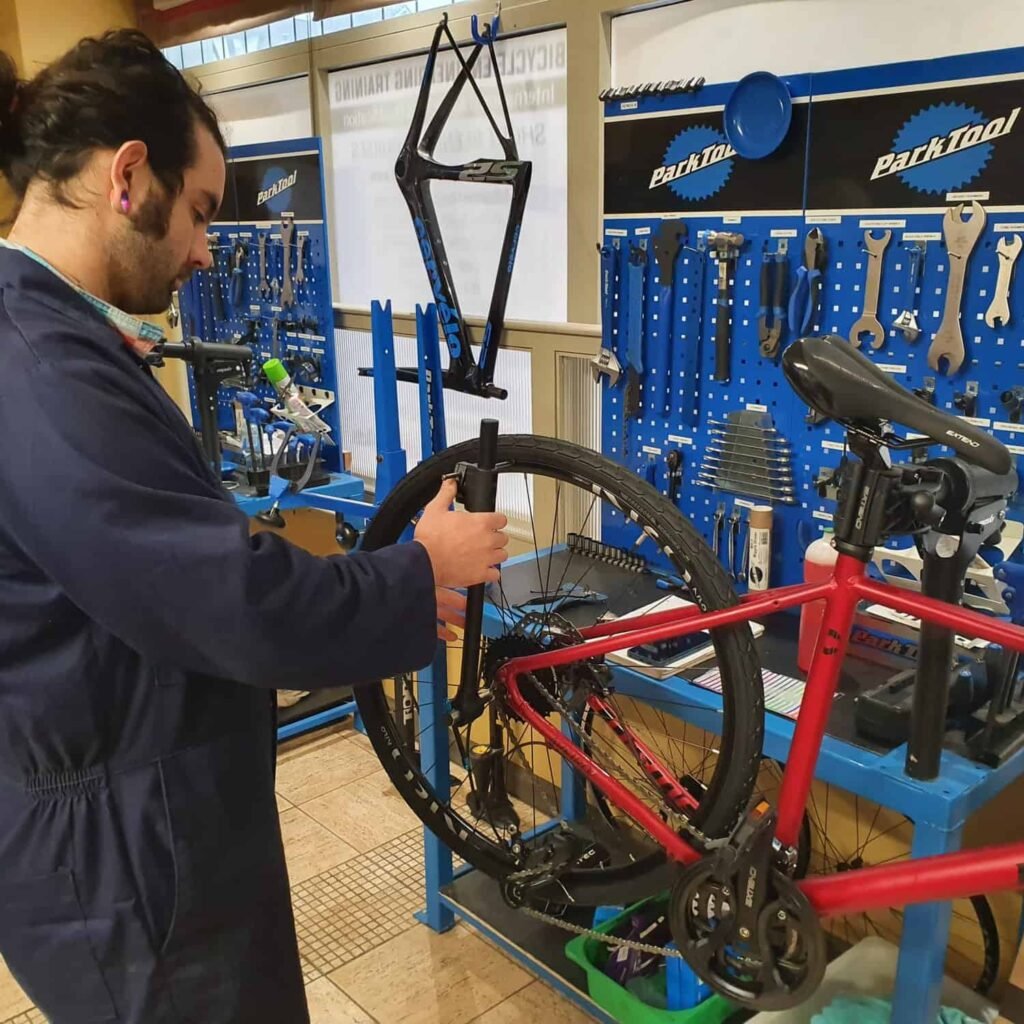 Bike Mechanic Courses Ireland - Bicycle Engineering Academy